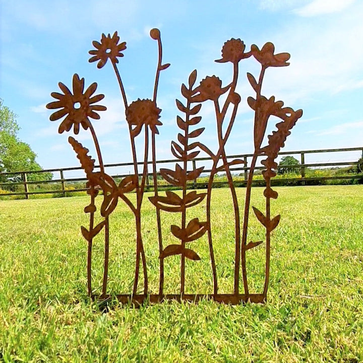 The Rusted Bumble Bee Metal Garden Art Rusted Garden Decoration Gifts