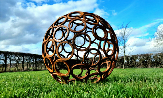 Metal Garden Ball Globe Sculpture – The Rusted Bumble Bee